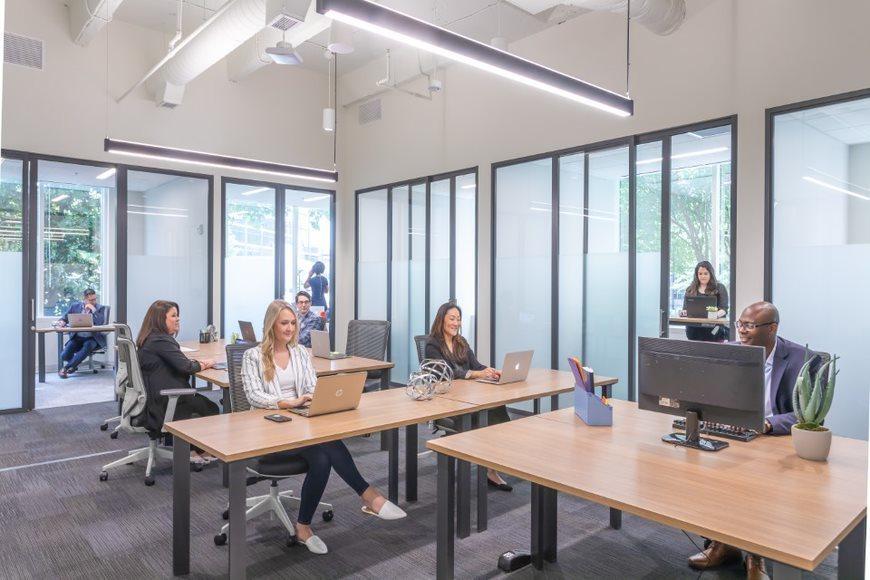 Team Room 3-10 | Desks Near Me