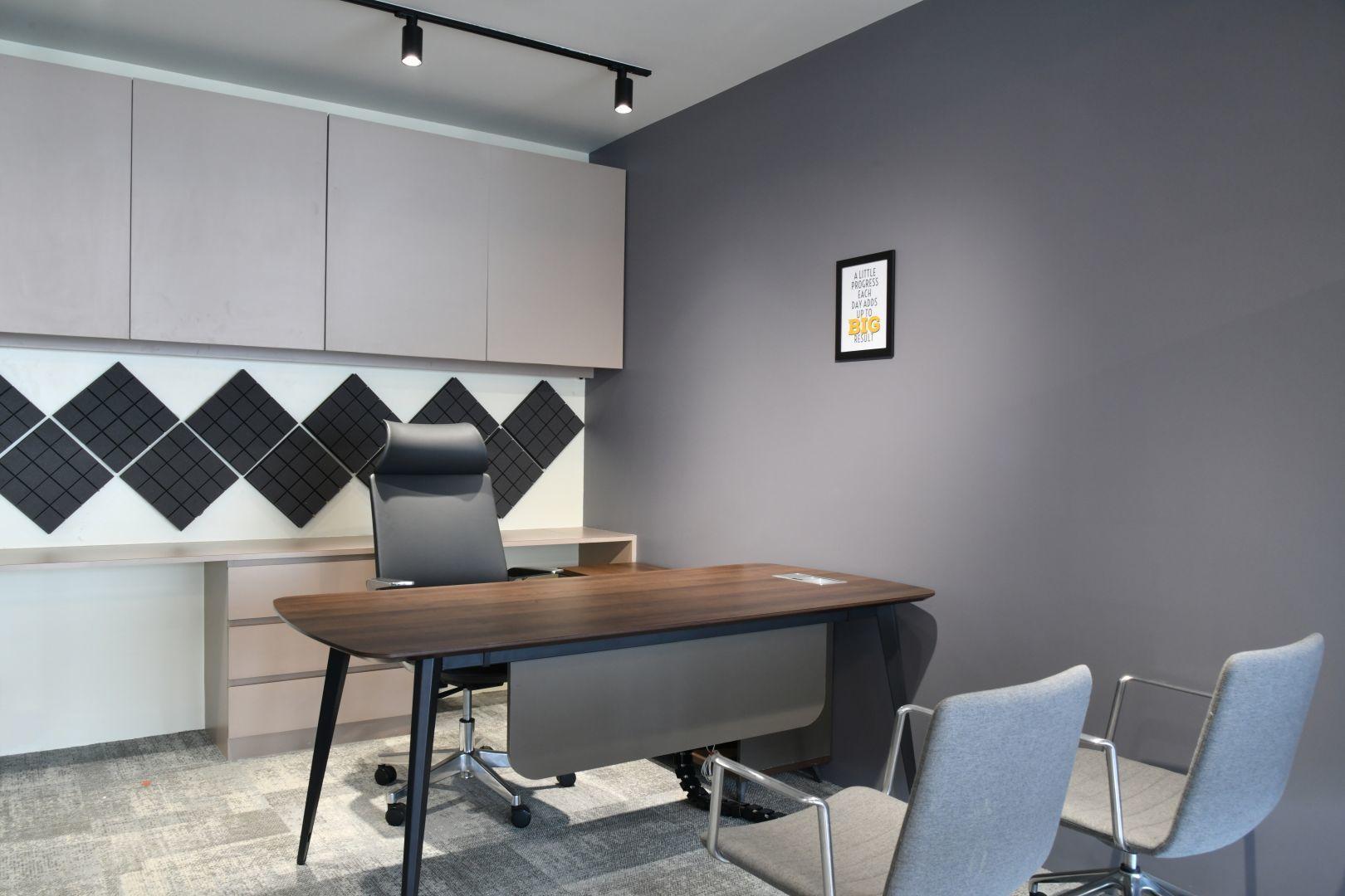 Manager Cabin | Desks Near Me