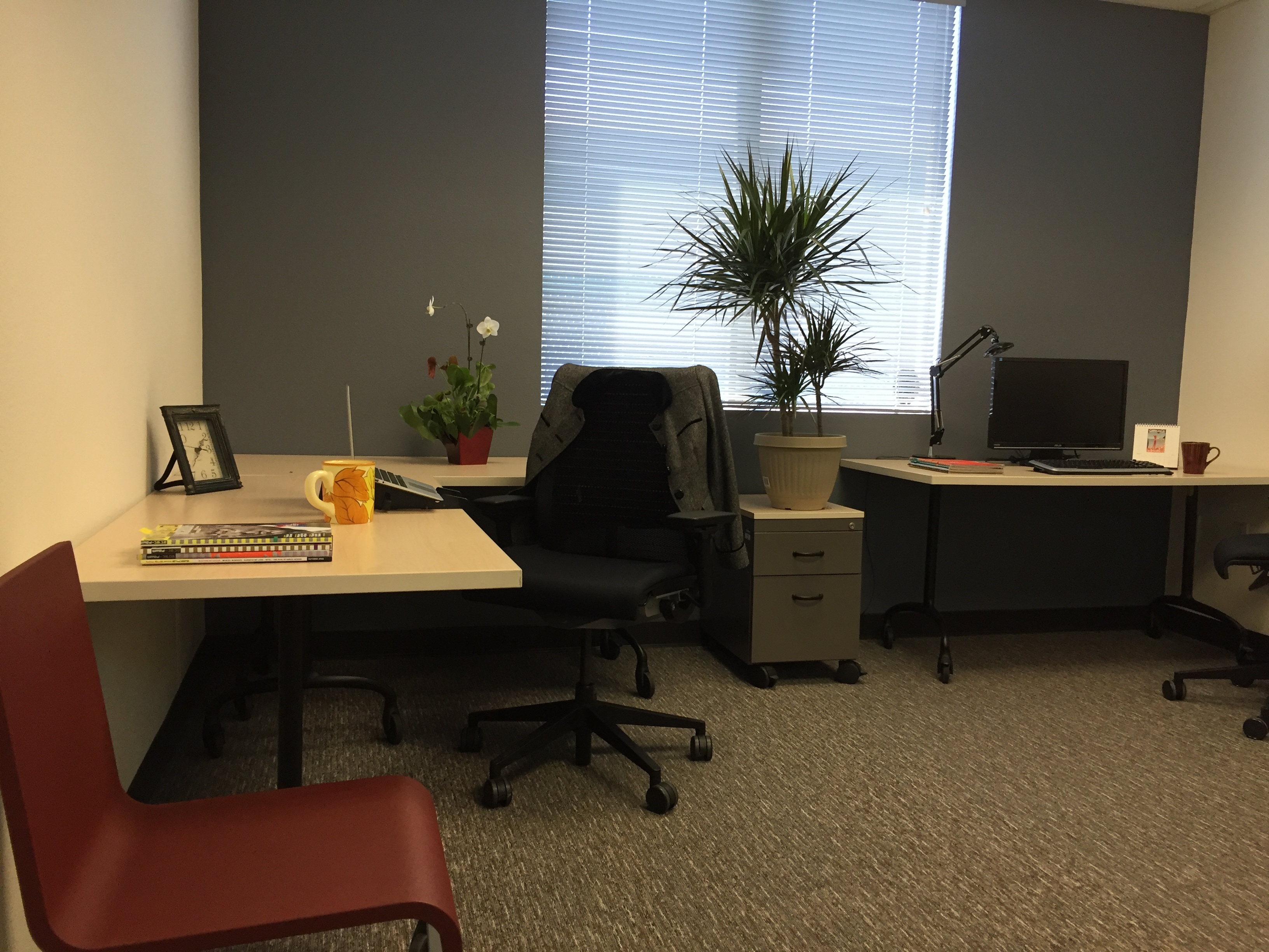Small Private Offices Available | Desks Near Me