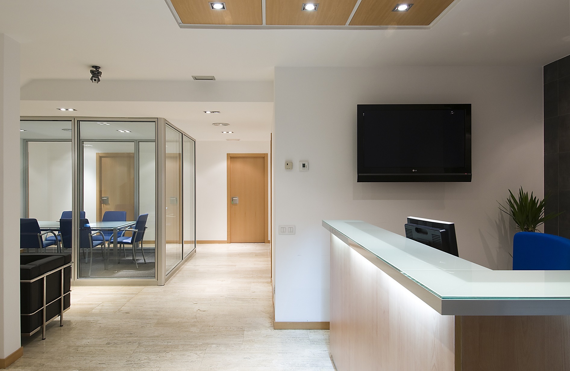 Office space | Desks Near Me