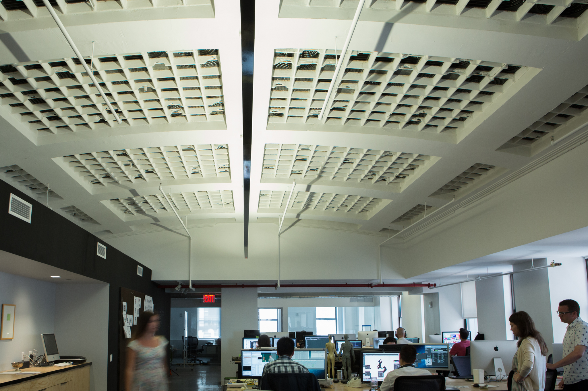 Bull Pen | Desks Near Me