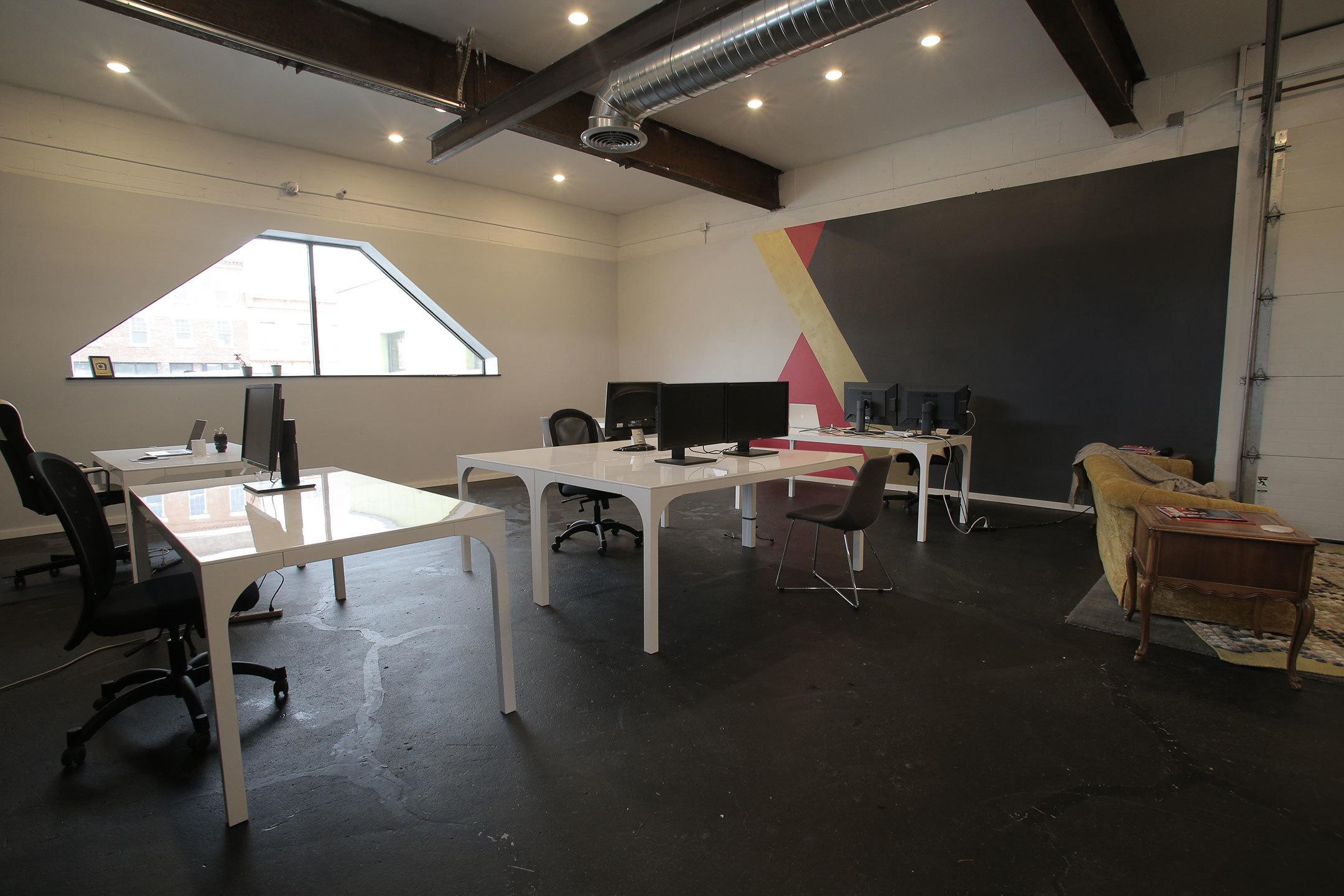 Rochester Creatives | Desks Near Me