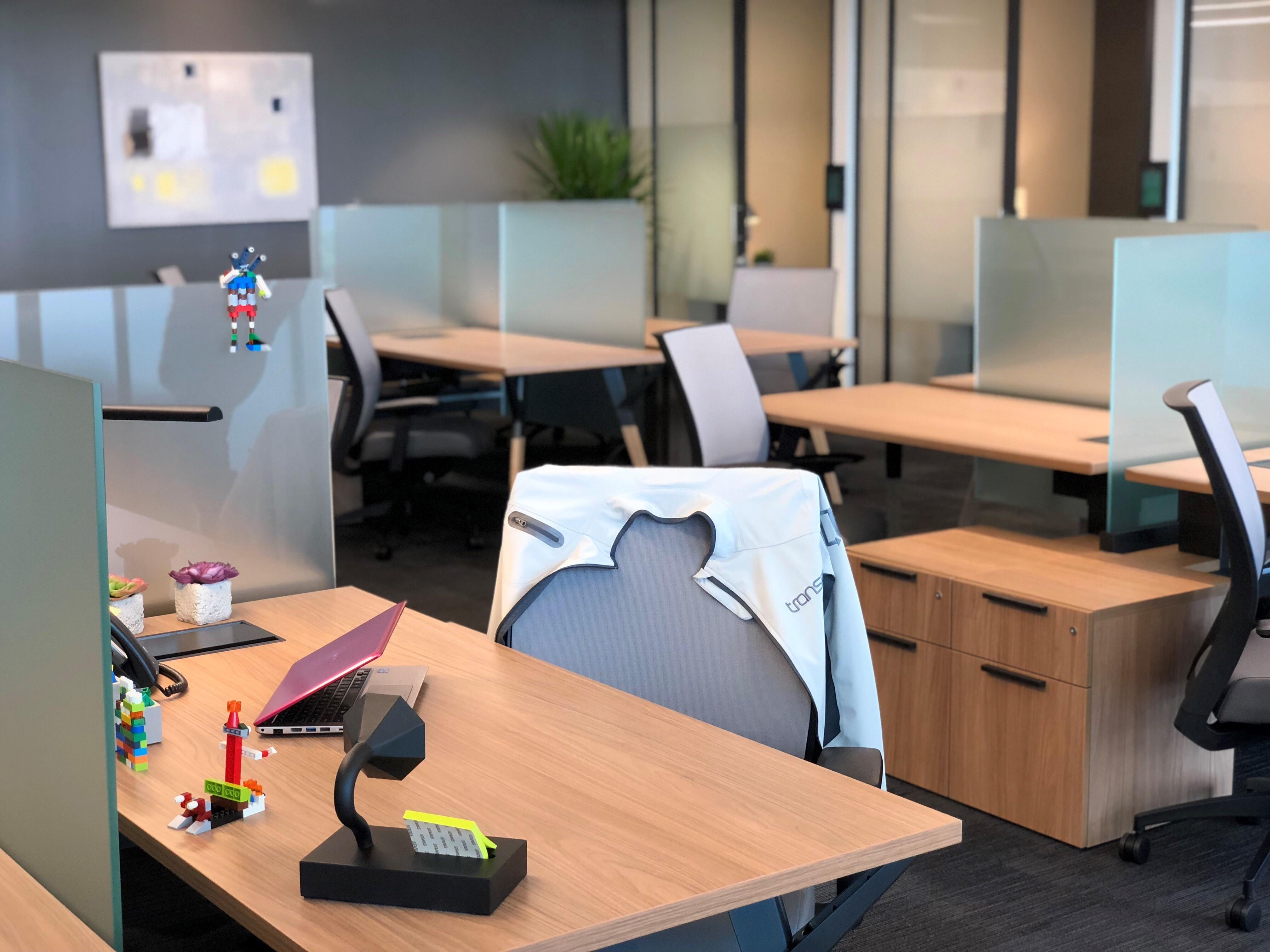 Dedicated Desk | Desks Near Me