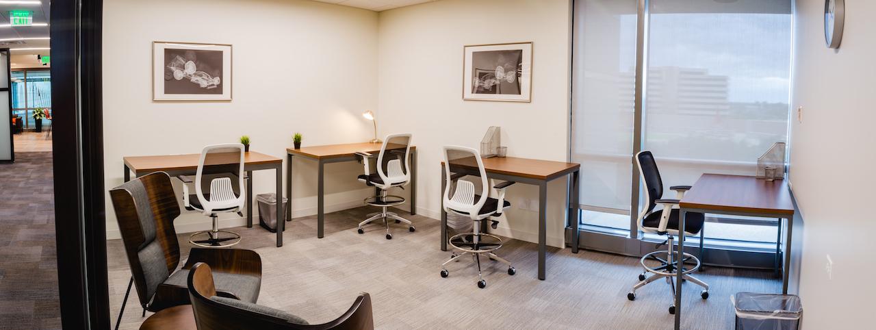Team Room (5-10 people) | Desks Near Me