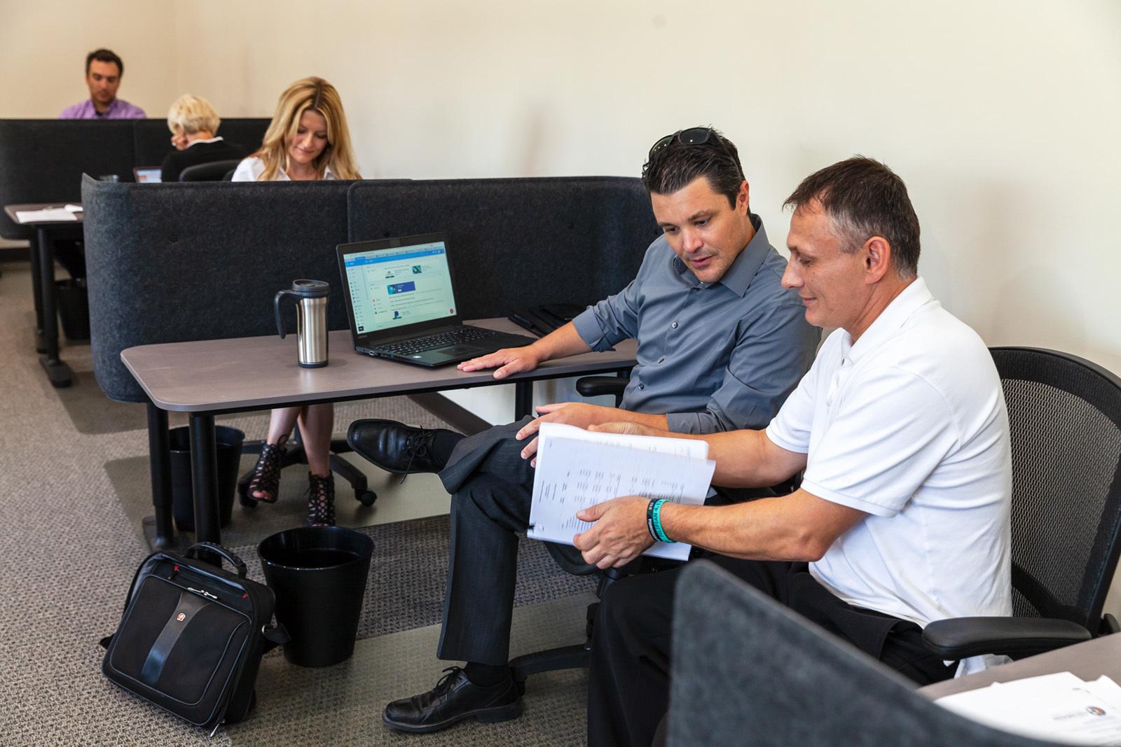 zipdesk | Desks Near Me