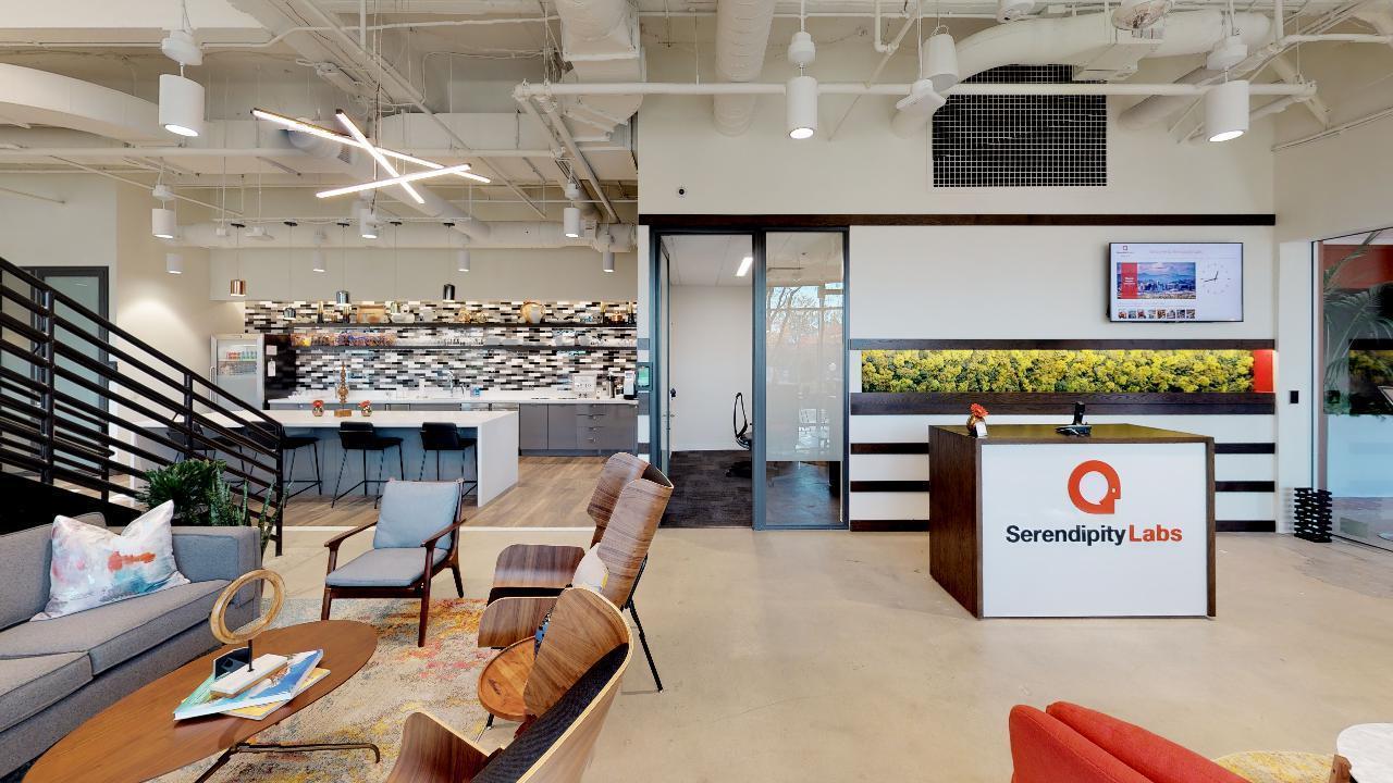 Large Team Room (14 people) | Desks Near Me